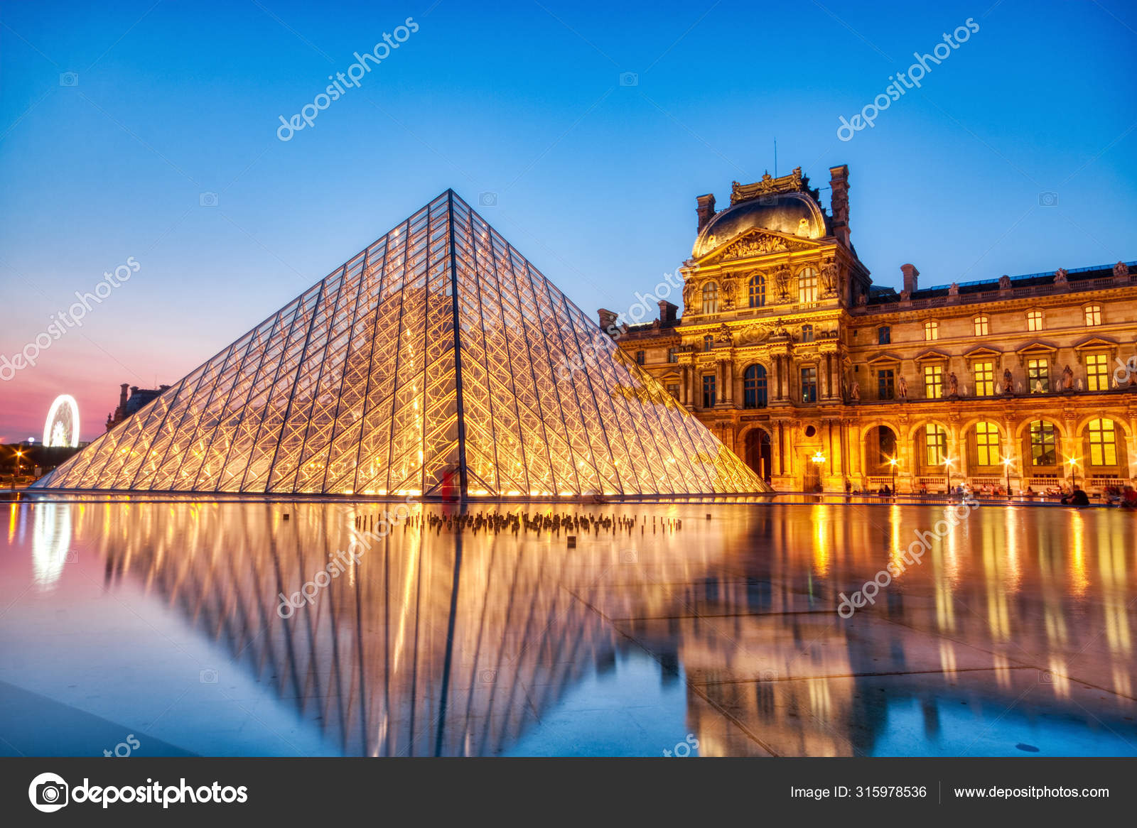 Louvre Museum At Night