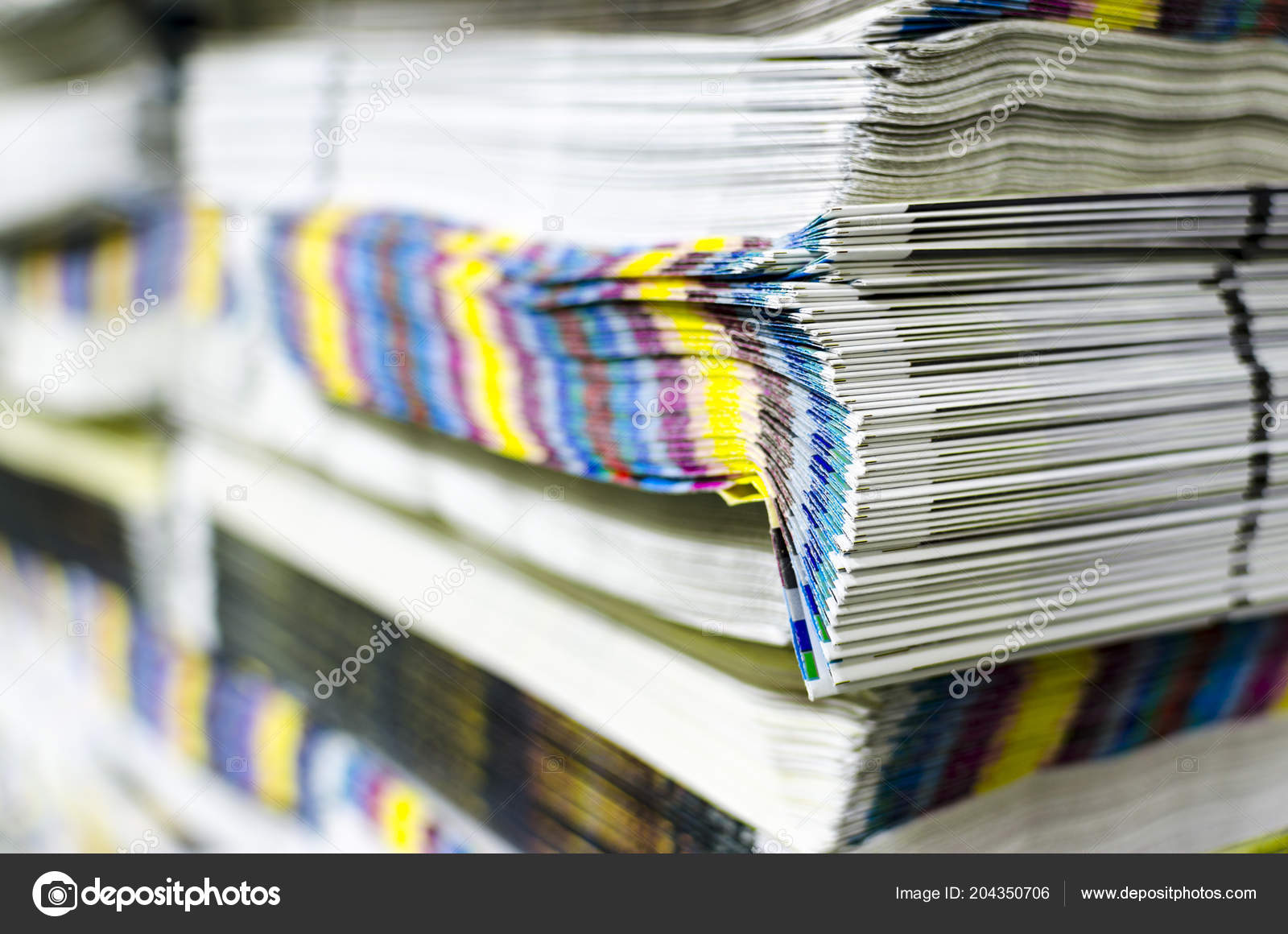 Printed Magazines Cmyk Color Bar Guide Printing Plant Magazine ...