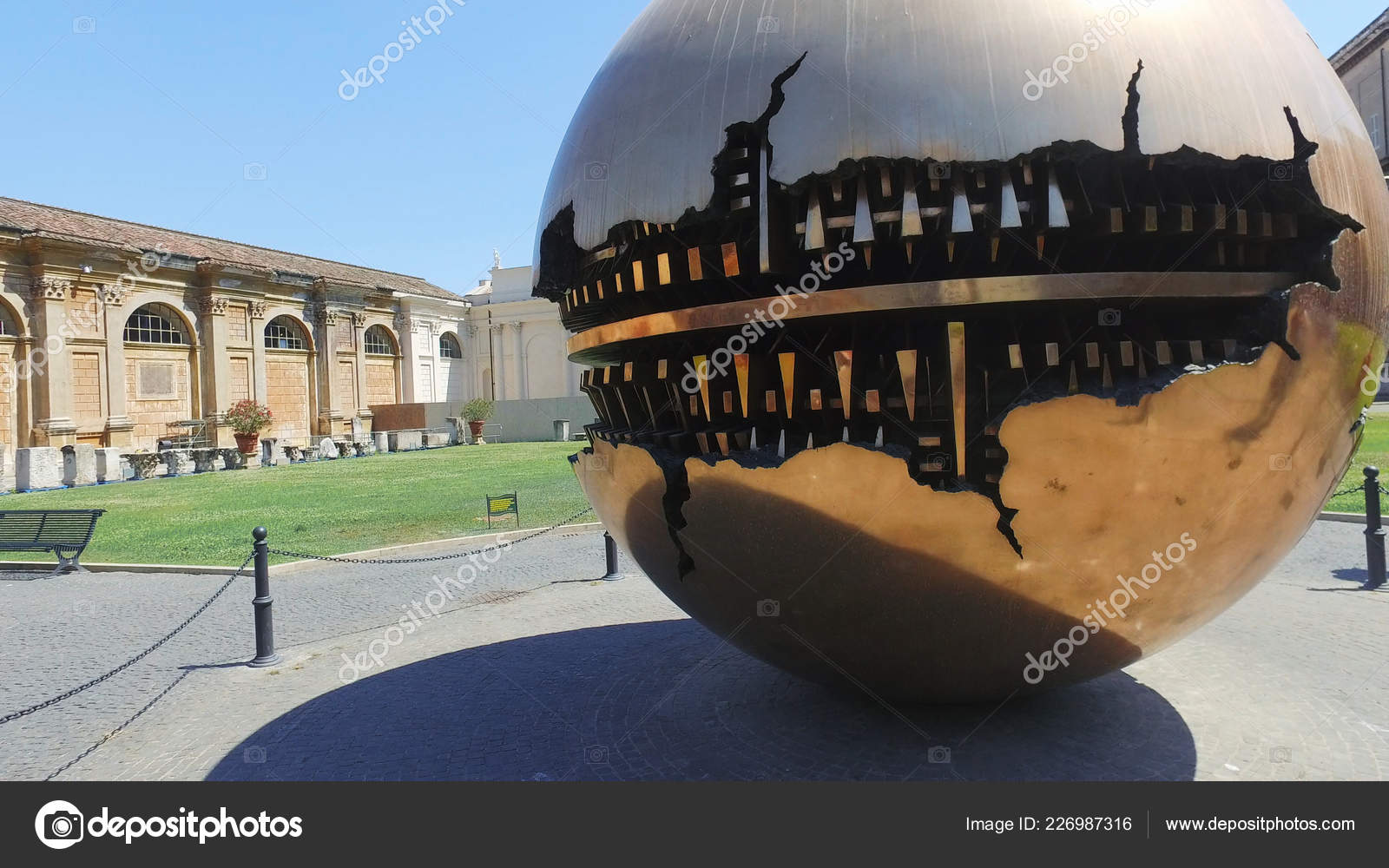 Close Details Metal Sphere Courtyard Vatican Museum Spheres Spheres ...