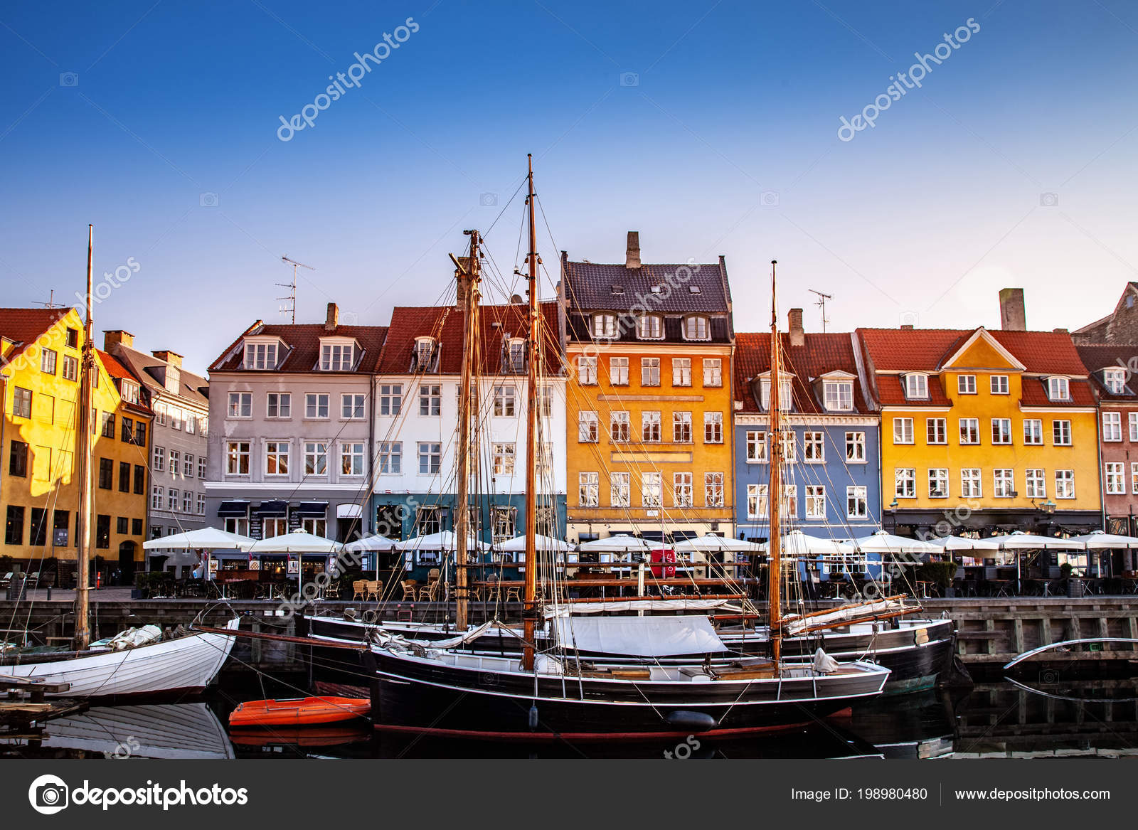Copenhagen Denmark May 2018 Scenic View Beautiful Colorful Buildings ...