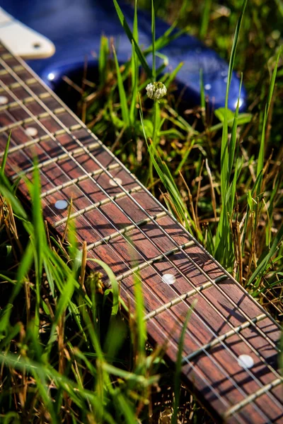 Guitar outside Stock Photos, Royalty Free Guitar outside Images ...