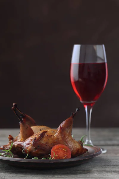 Kyckling med vin Stock Photos, Royalty Free Kyckling med vin Images ...