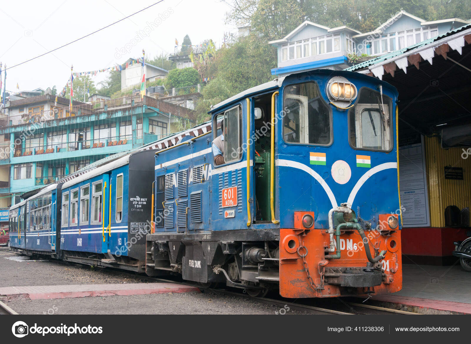 Darjeeling India Ghum Railway Station Darjeeling Himalayan Railway ...