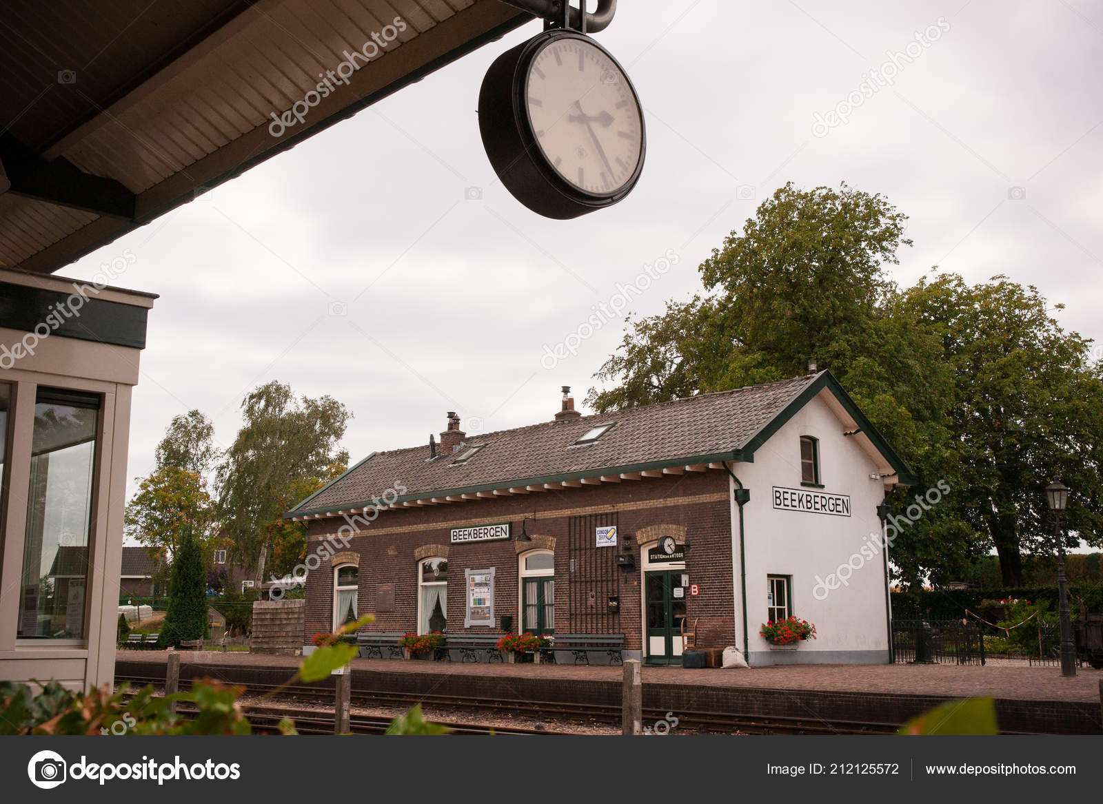 Details Different Images Locomotives Marshalling Yard Wagons Carriages ...