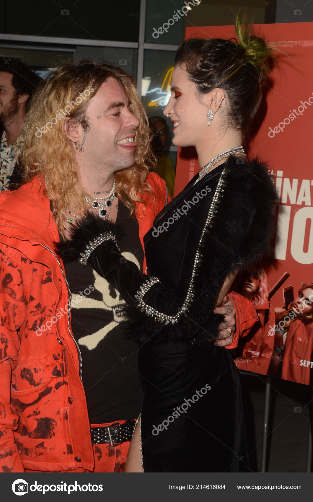 Mod Sun Bella Thorne Assassination Nation Los Angeles Premiere Arclight ...