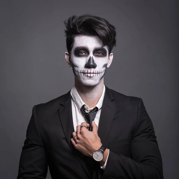 Skeleton Face Makeup Guy