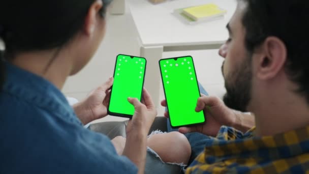 30,375 Personas usando celular Videos, Royalty-free Stock Personas ...