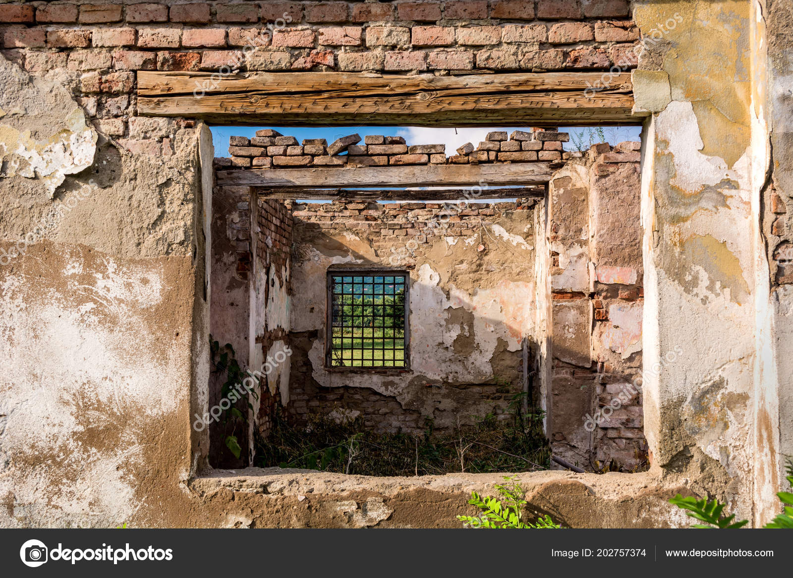 Abstract Frames Windows Interior Ruins Abandoned Ruined Building Old ...