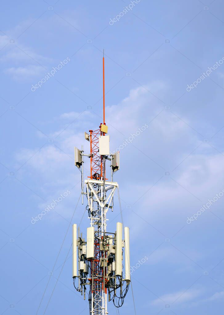 Base Station o Base Transceiver Station. Equipo de telecomunicaciones ...