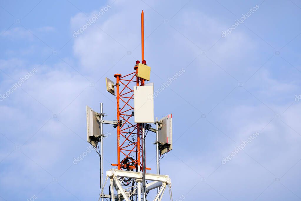 Base Station o Base Transceiver Station. Equipo de telecomunicaciones ...