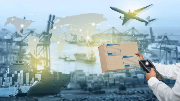 Global logistics scanning Stock Photos, Royalty Free Global logistics ...