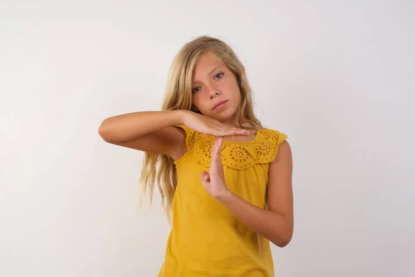 Little girl scratching armpit Stock Photos, Royalty Free Little girl ...