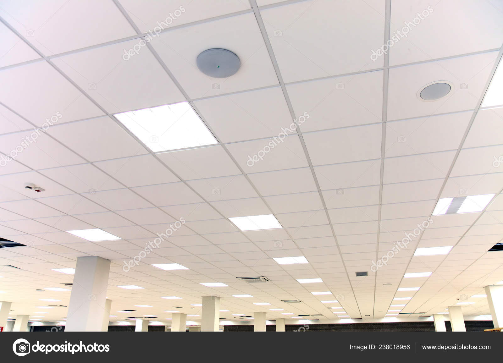 Modern Design White Office Ceiling White Tiles Lighting — Stock Photo ...