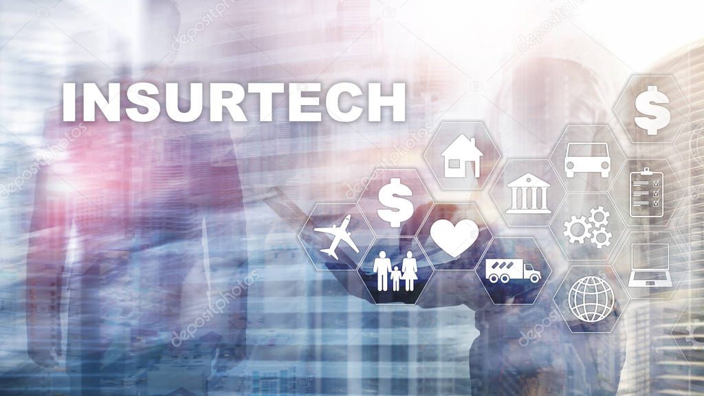 Tecnología de seguros Concepto Insurtech. Inscripción en una pantalla virtual. 2022
