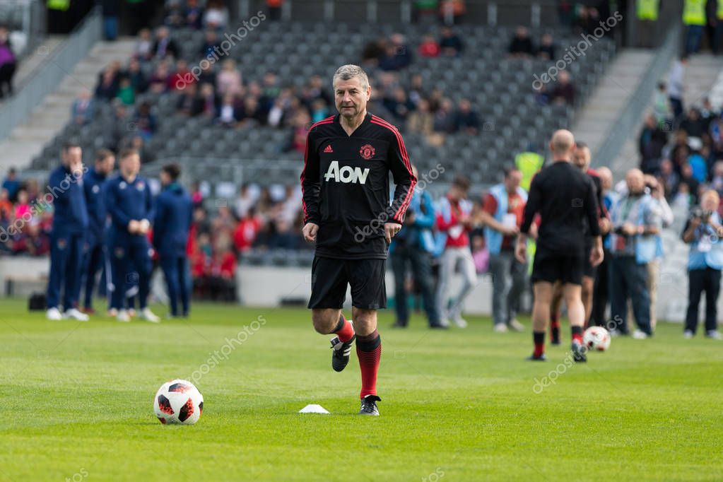 25 de septiembre de 2018, Cork, Irlanda Denis Irwin durante el ...