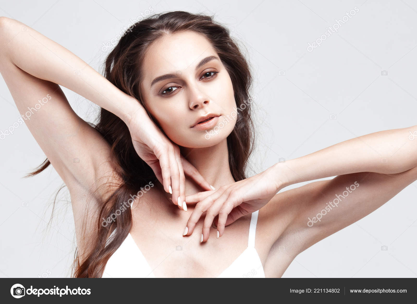 Mujer Joven Atractiva Ropa Interior Sobre Fondo Blanco Retrato Belleza