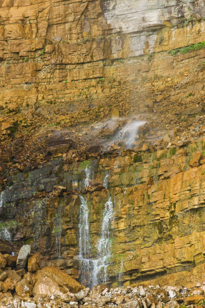 El ca n del r o Okatse. Descanse en Georgia. Naturaleza en la regi n de ...