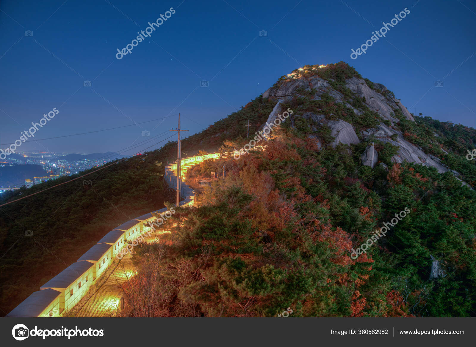 Illuminated Fortress Inwangsan Mountain Seoul Republic Korea — Stock ...