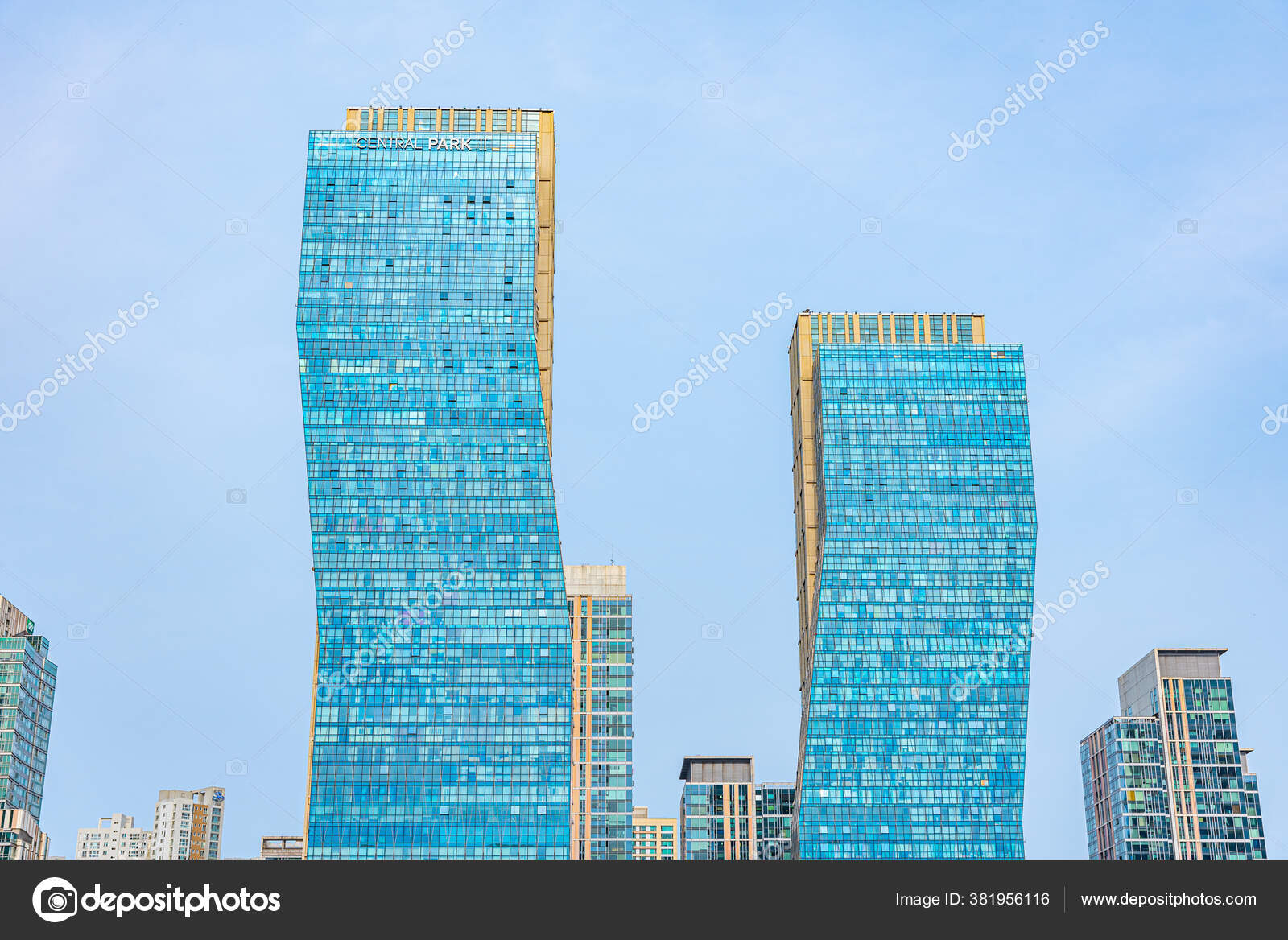 Incheon Korea October 2019 Skyscrapers Surrounding Songdo Central Park ...