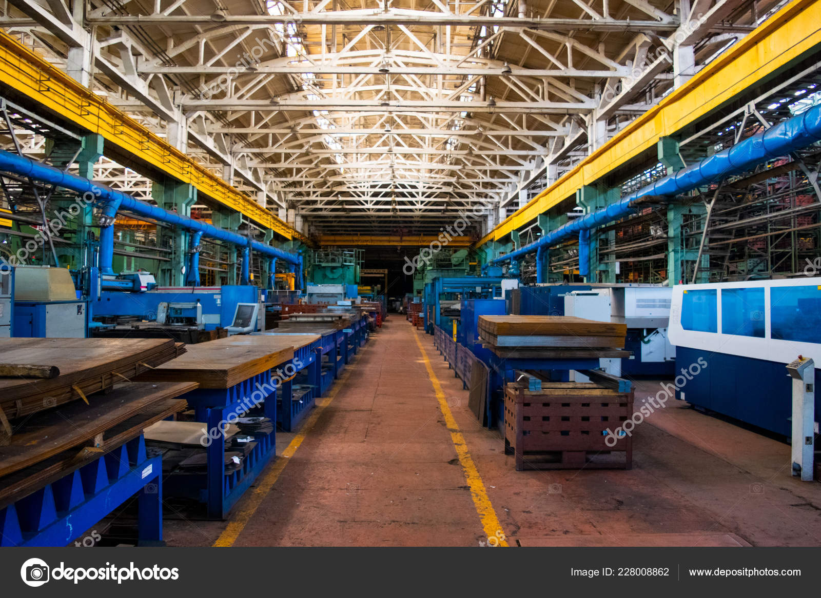 Metal Lathe Production Process Industrial Factory Production Automotive ...