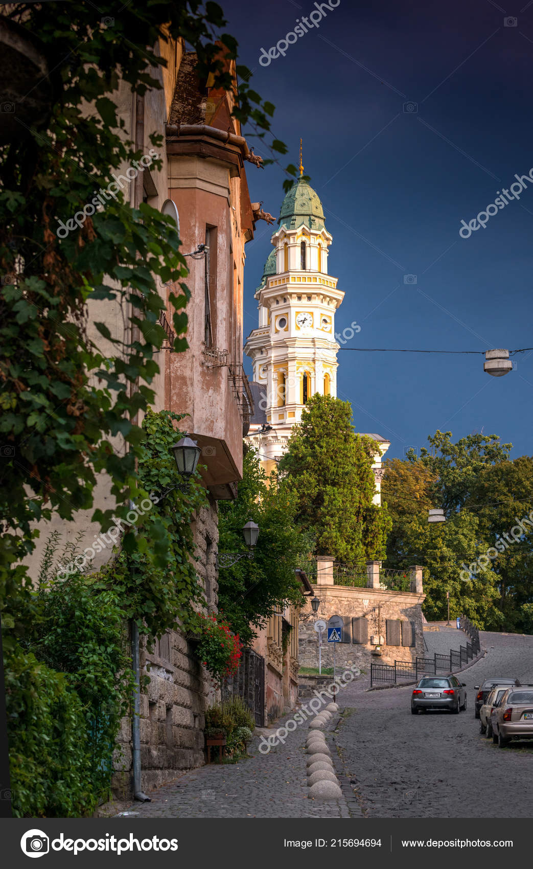 Uzhhorod Ukraine August 2018 Dukhnovycha Street Uzhgorod Ukraine Greek ...