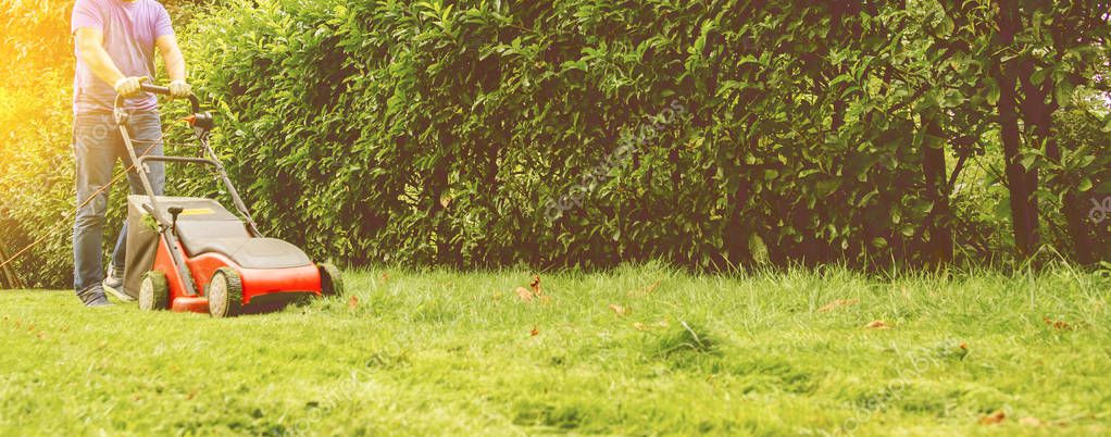 Man landscaping home Stock Photos, Royalty Free Man landscaping home ...