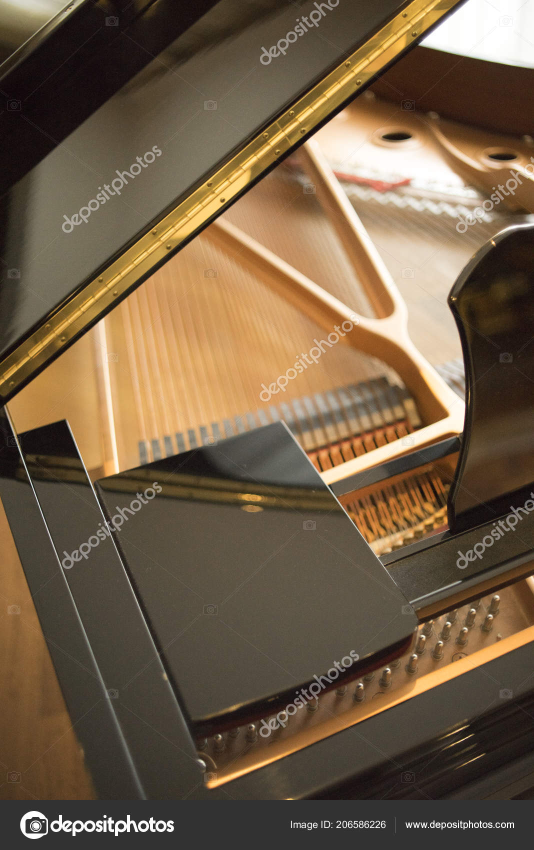 Grand Piano Strings Wallpaper