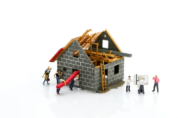 Miniature people : engineering people and architecture working on ...