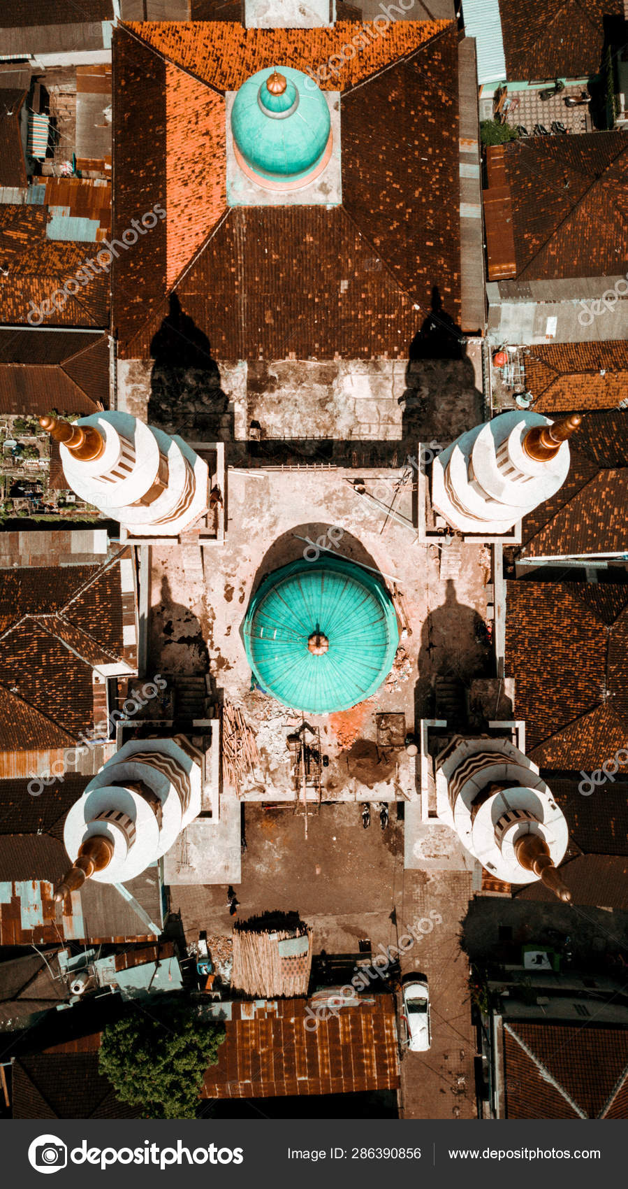 Mezquita Masjid Muhajirin Fotografía Aérea — Foto de stock #286390856 ...
