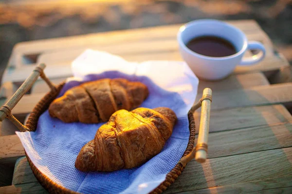 Sunrise breakfast Stock Photos, Royalty Free Sunrise breakfast Images ...