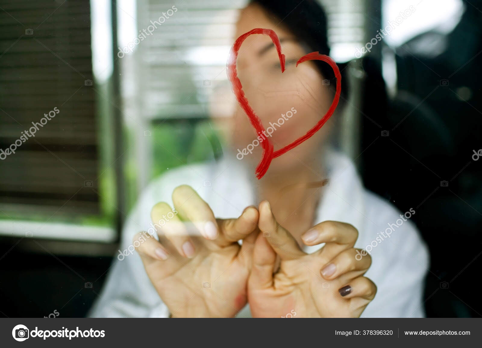 Asian Female White Bathrobe Drawing Heart Crimson Lipstick — Stock