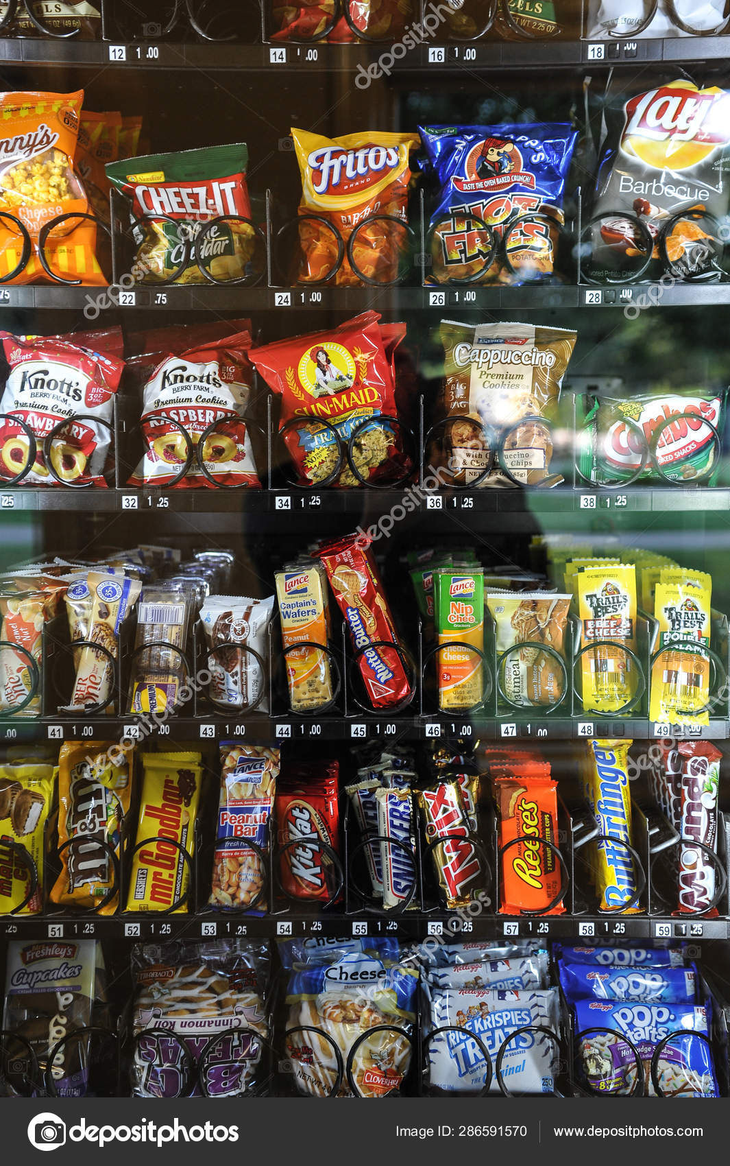 Junk Food Vending Machine – Stock Editorial Photo © A.A. #286591570 Junk Food Vending Machine – Stock Editorial Photo © A.A. #286591570