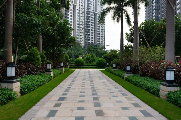 Pathway Outdoor Residential Building — Stock Photo © FreerLaw #298723682