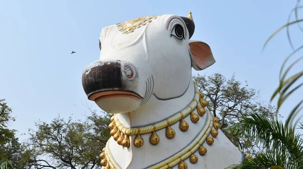 Nandi sculpture Stock Photos, Royalty Free Nandi sculpture Images ...