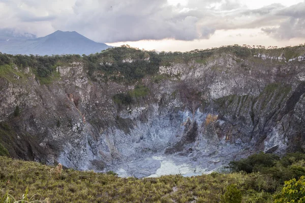 Volcan irazu Stock Photos, Royalty Free Volcan irazu Images | Depositphotos