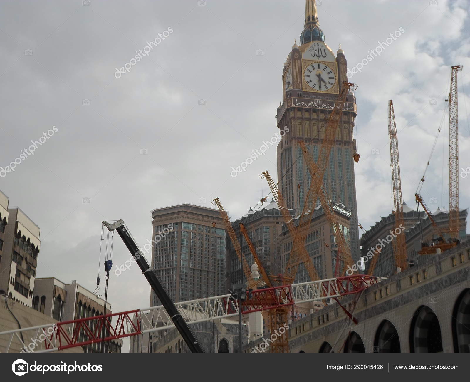 Saudi Arabia Mecca June 2015 Kaaba Top Crane Fell 300 — Stock Editorial ...