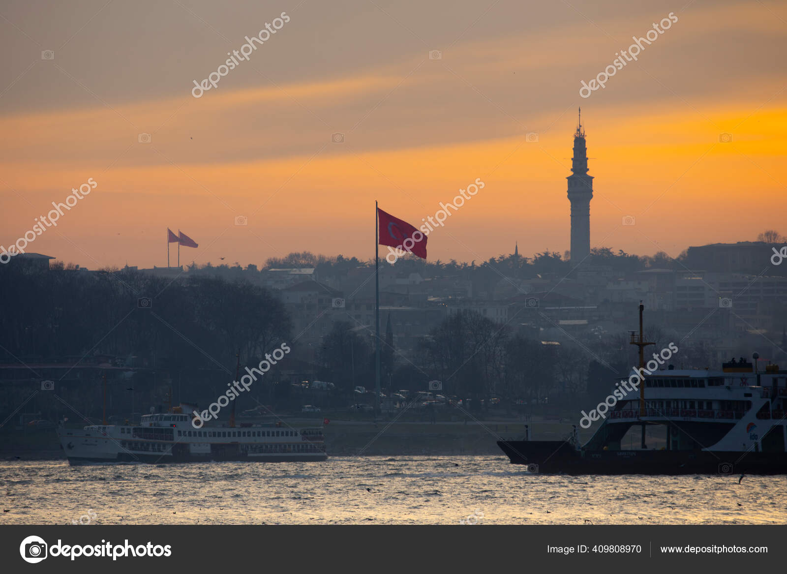 Metropolitan Istanbul Skyline Suleymaniye Mosque — Stock Editorial ...