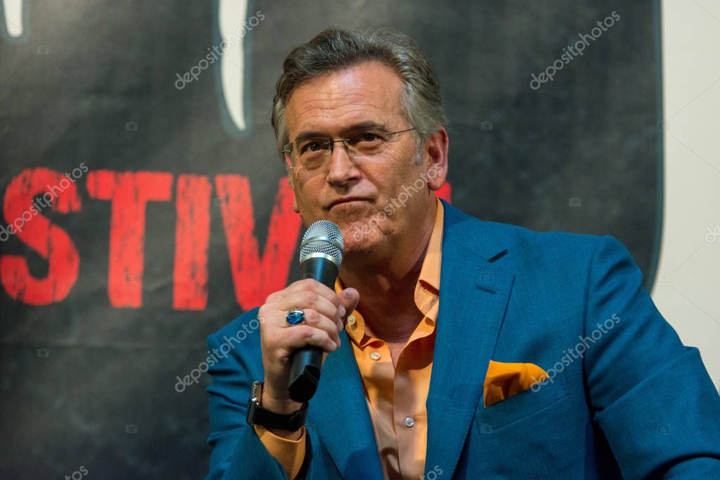 DORTMUND, ALEMANIA - 8 DE ABRIL: El actor Bruce Campbell (Ash vs Evil ...