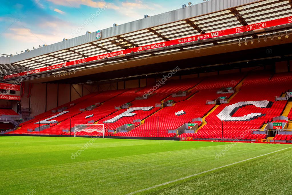 LIVERPOOL, REINO UNIDO - 17 DE MAYO DE 2018: Estadio Anfield, sede del ...