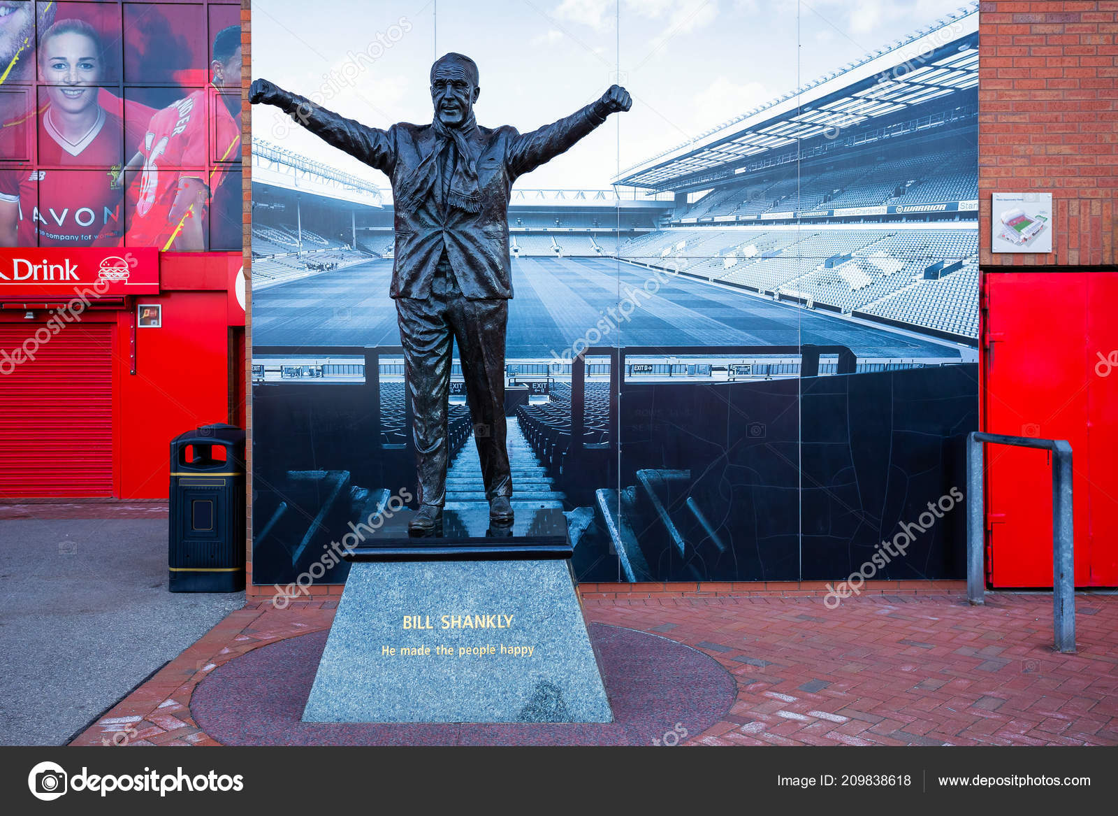 Statue Liverpool Fc at Darrell Day blog