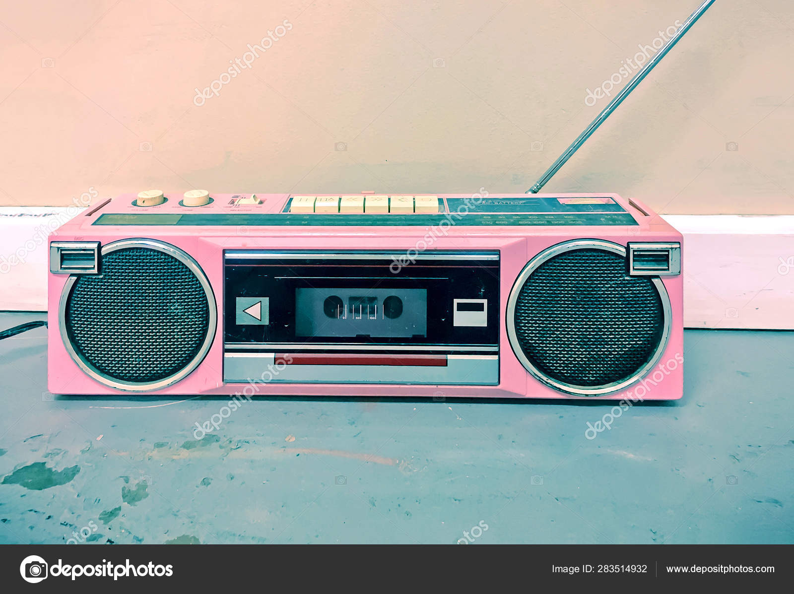 Vintage Hot Pink Cassette Player Radio — Stock Photo © ecbphotos #283514932