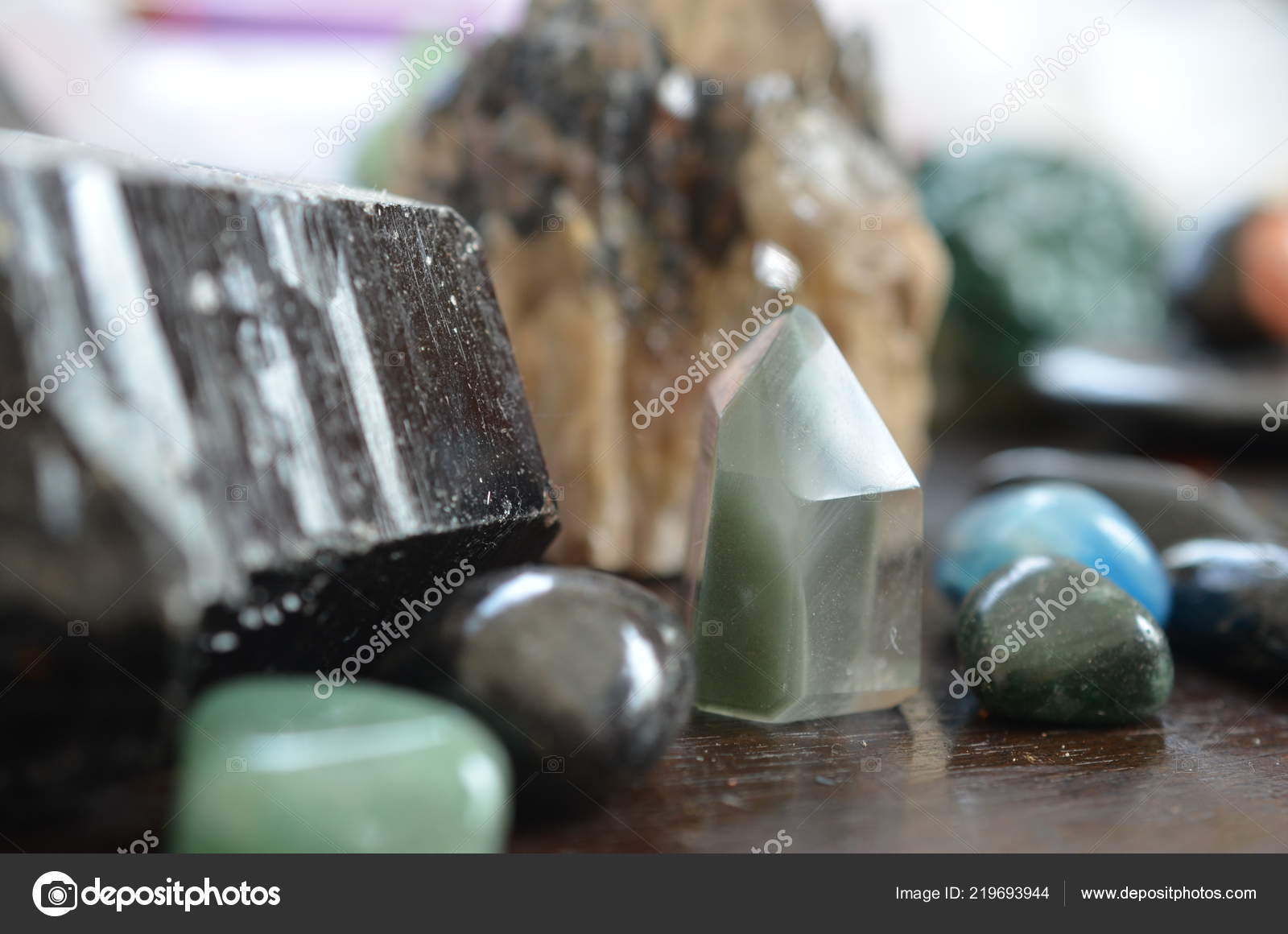 Crystal Towers Healing Crystal Grids Witchcraft Crystal Spreads Quartz ...