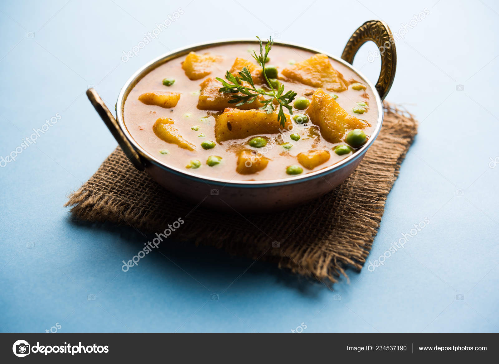 Indian Aloo Mutter Curry Potato Peas Immersed Onion Tomato Gravy ...