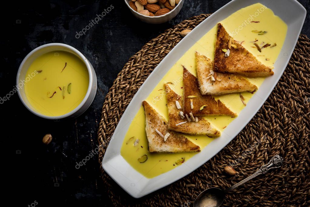 shahi tukra / tukda o Double ka meetha es un budín de pan dulce indio ...