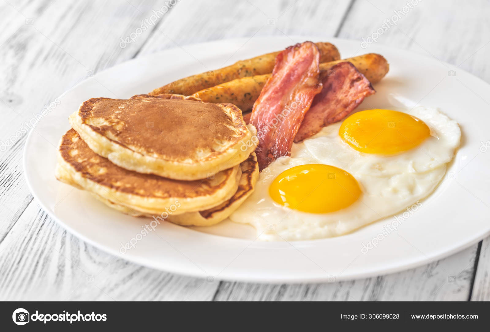 Traditional American Breakfast