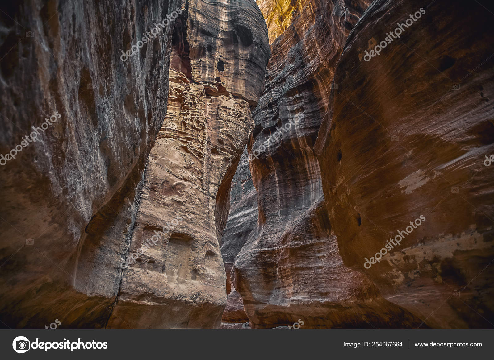 Narrow Incredibly Impressive Beautiful Mystical Rocky Canyon Sik ...
