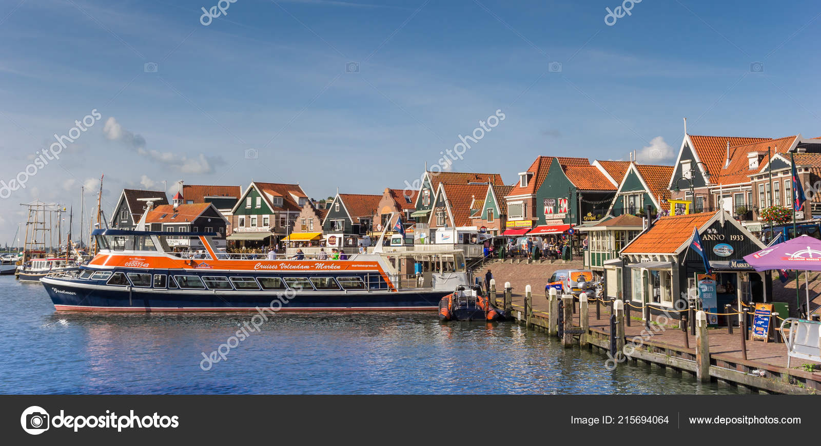 Tour Boat Historic Harbor Volendam Netherlands – Stock Editorial Photo ...
