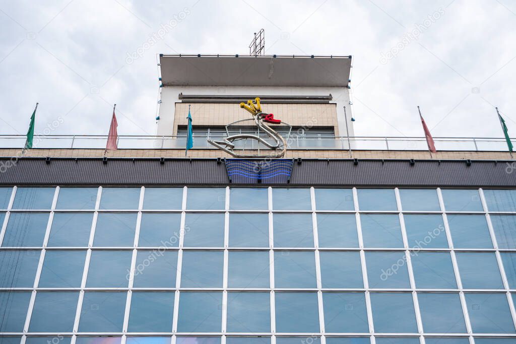 Praga, República Checa - 11 de julio de 2020: Bila Labut Department ...