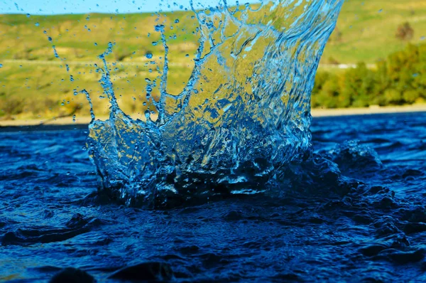 River splash Stock Photos, Royalty Free River splash Images | Depositphotos