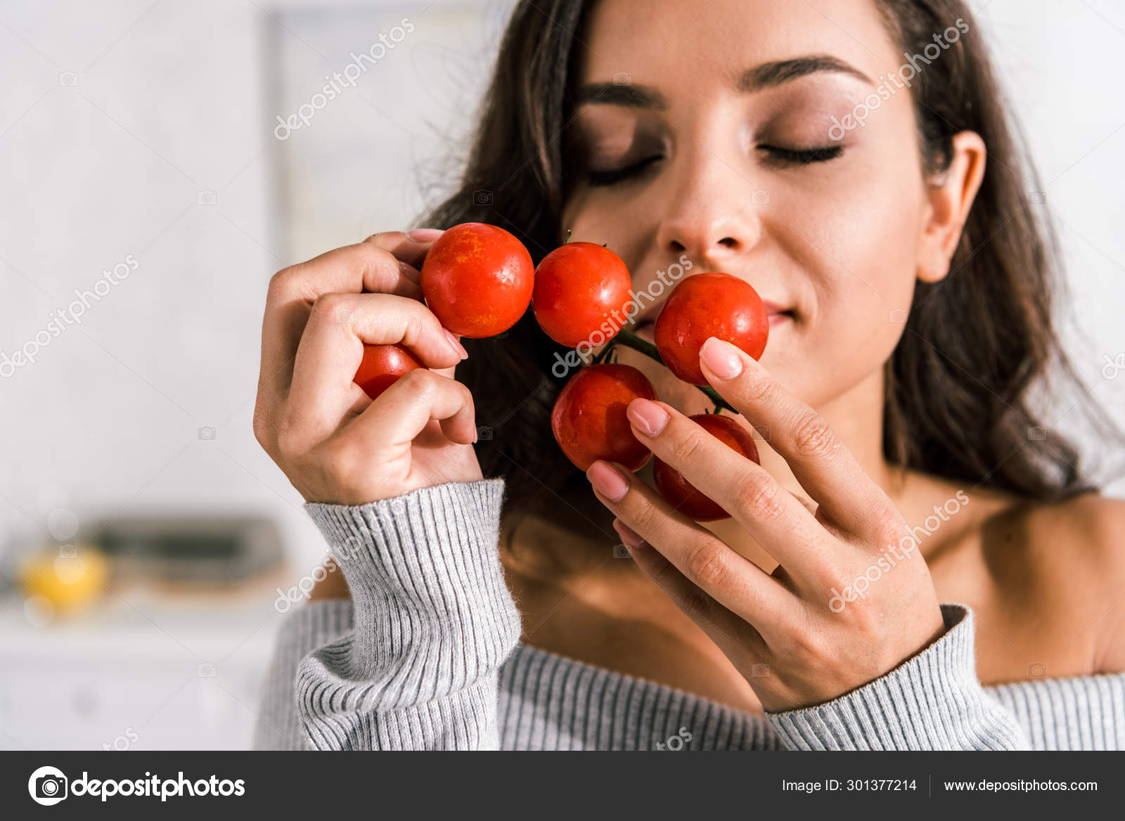 Attractive Woman Smelling Ripe Cherry Tomatoes — Stock Photo ...